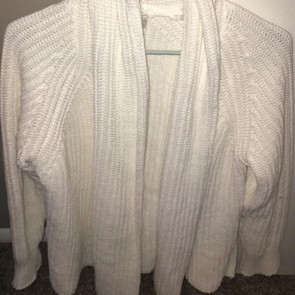 Sweaters | White Chunky Knit Cardigan | Poshmark
